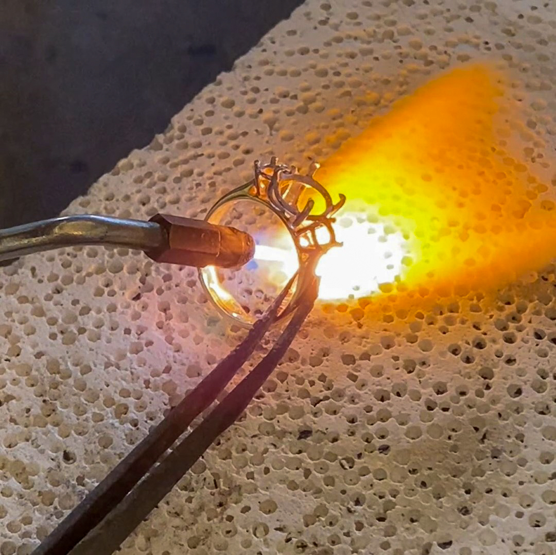 How to Design Your Own Jewellery - Holloway Diamonds